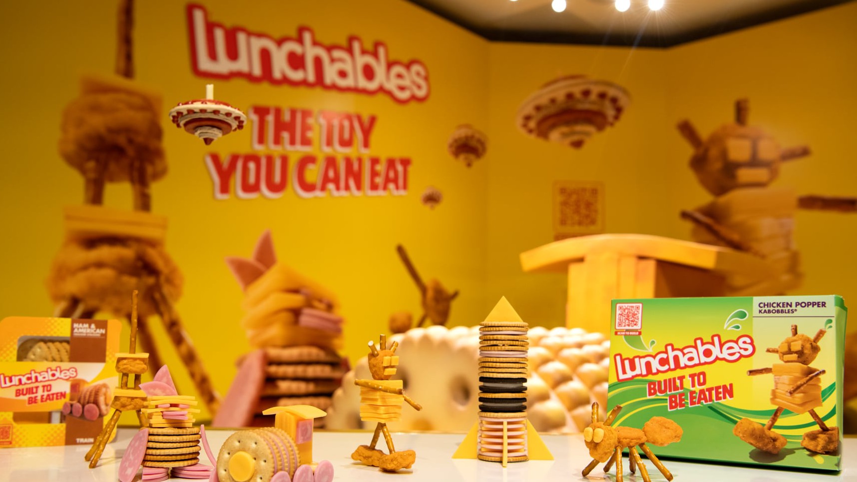 Lunchables - Lunchabuilds / FAO Schwarz - Goodby Silverstein & Partners